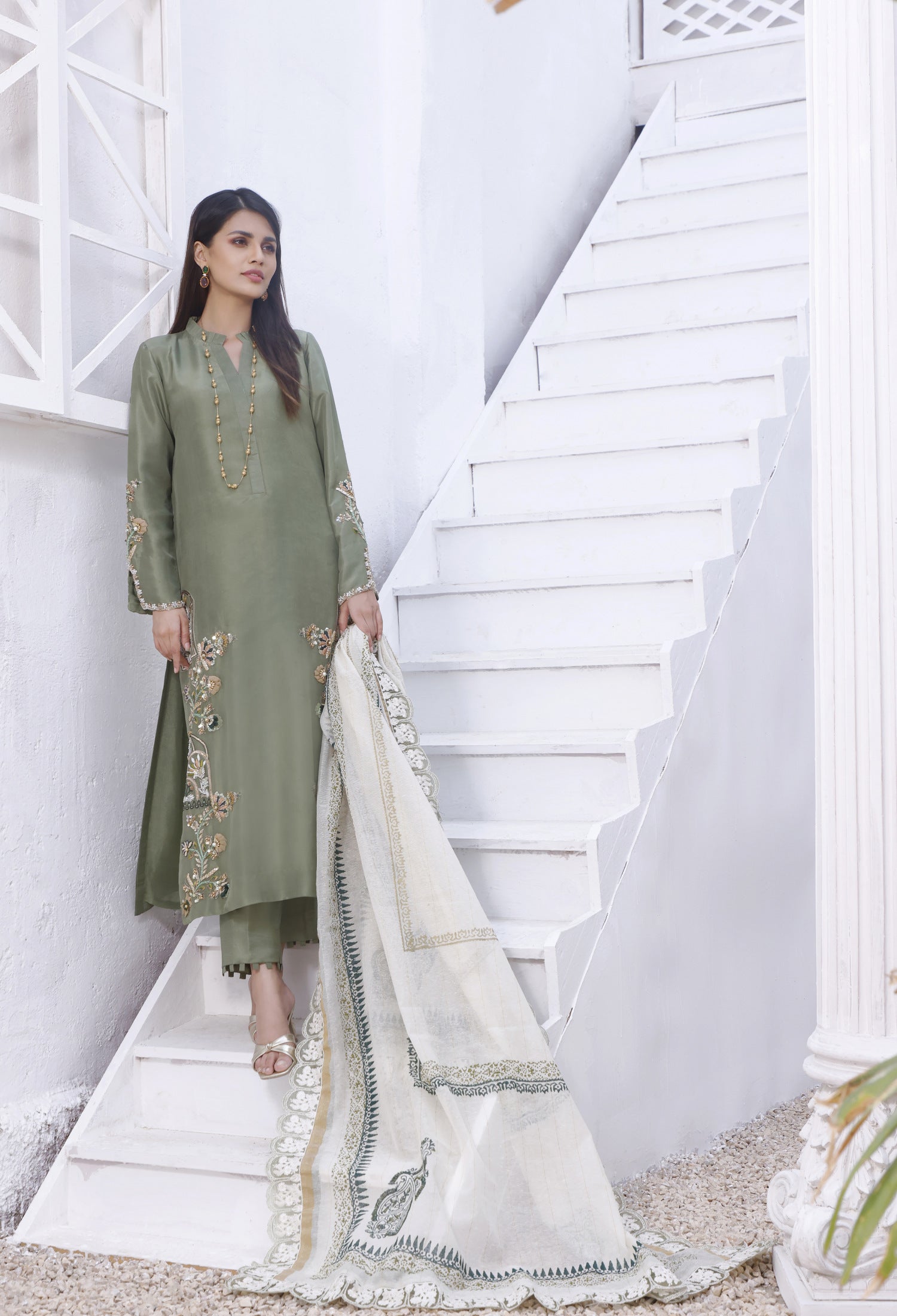Dhani Green Mehek