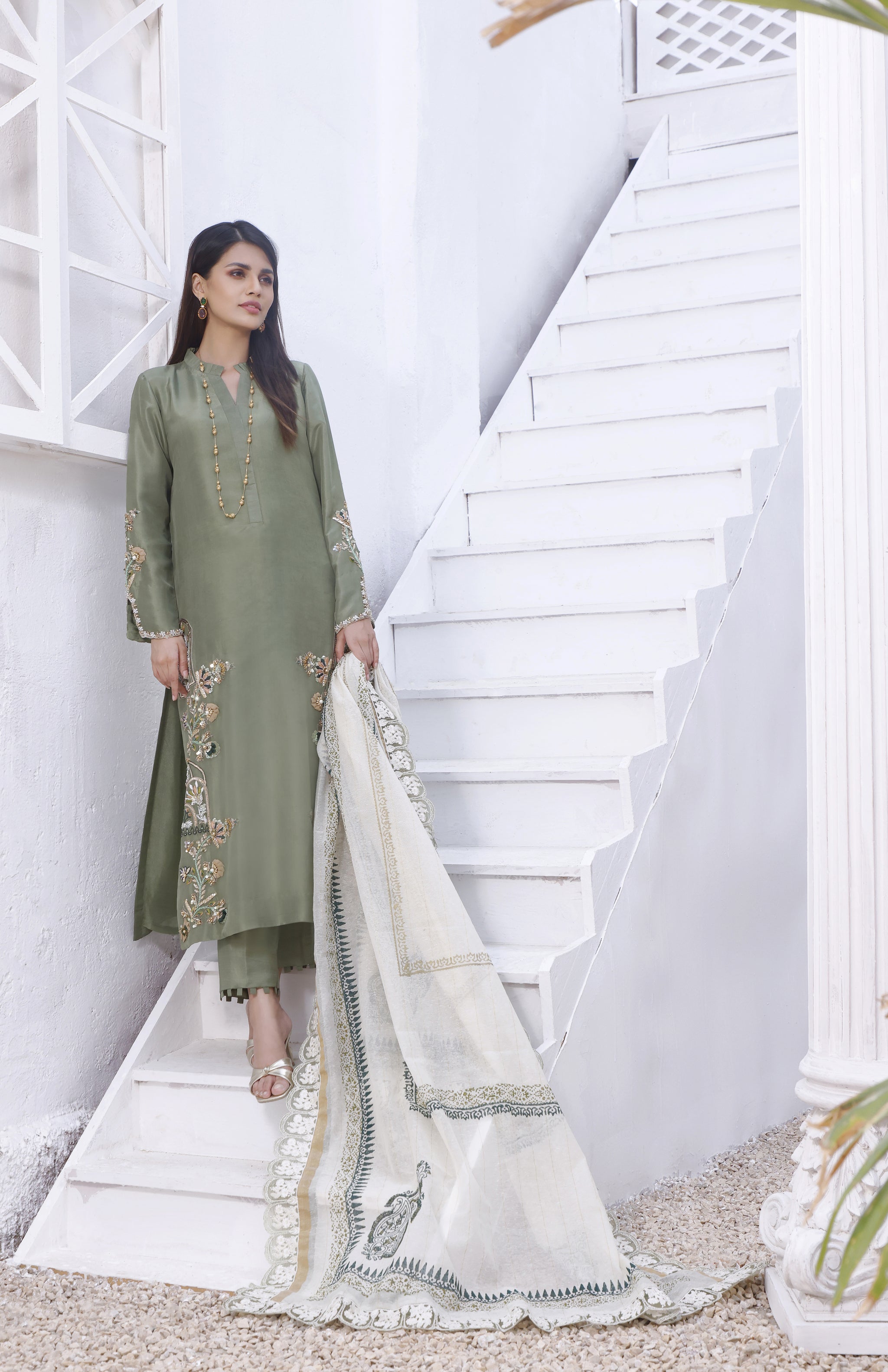 Dhani Green Mehek